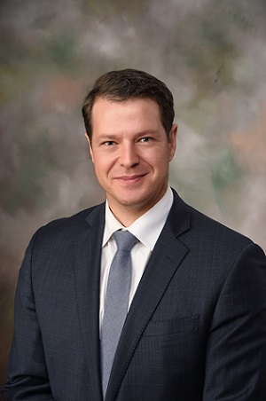 Hip and knee reconstruction specialist joins University Orthopedics