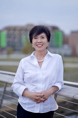 Five Questions With: Lydia Shin Schroter