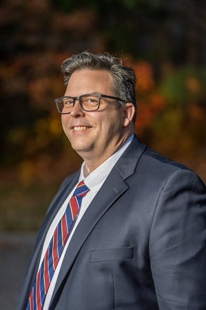 Five Questions With: Dr. Jonathan Gates