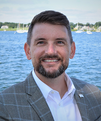 William J. Hunt Jr. has been awarded the professional insurance ...